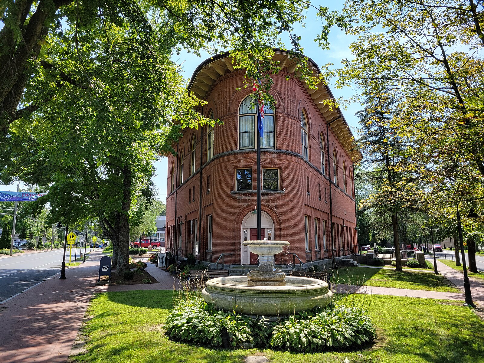 Deep River - Connecticut Conference of Municipalities (CCM) Data Hub